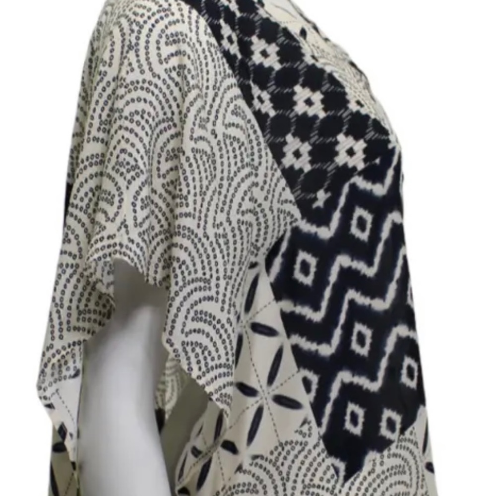 Johnny Was Pete & Greta Black And Ivory Poncho Silk T… - Gem